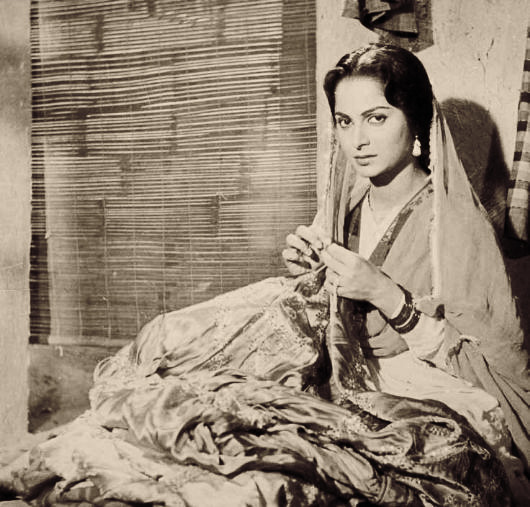 Happy Birthday: Here's glimpse of Waheeda Rehman's splendid Bollywood ...