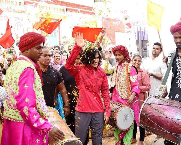Wrestler Babita Phogat starts shooting for TV show Badho Bahu, see pics