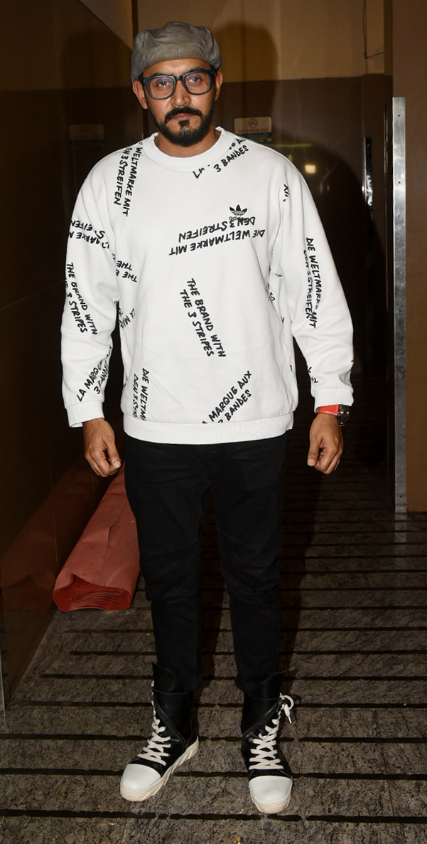 Dhadak Special Screening: Sonam Kapoor, Anil Kapoor, Khushi Kapoor and ...