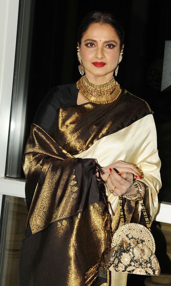 Birthday Special: These 9 pictures of Rekha prove that she's the ...