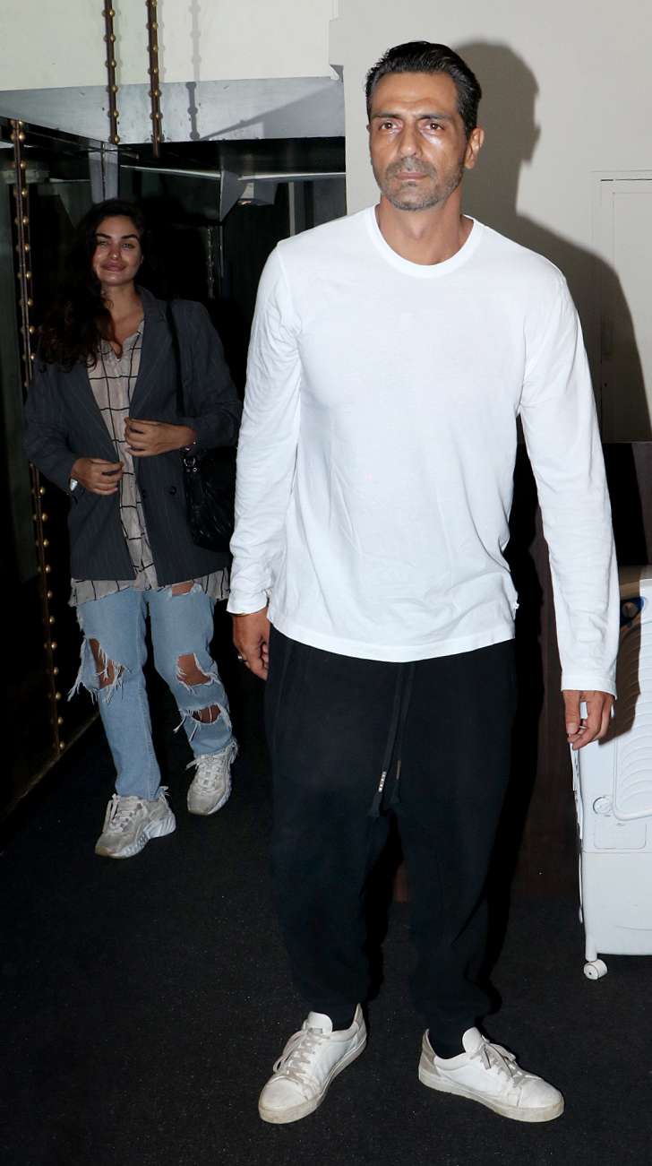 Arjun Rampal is all smiles with pregnant girlfriend Gabriella ...