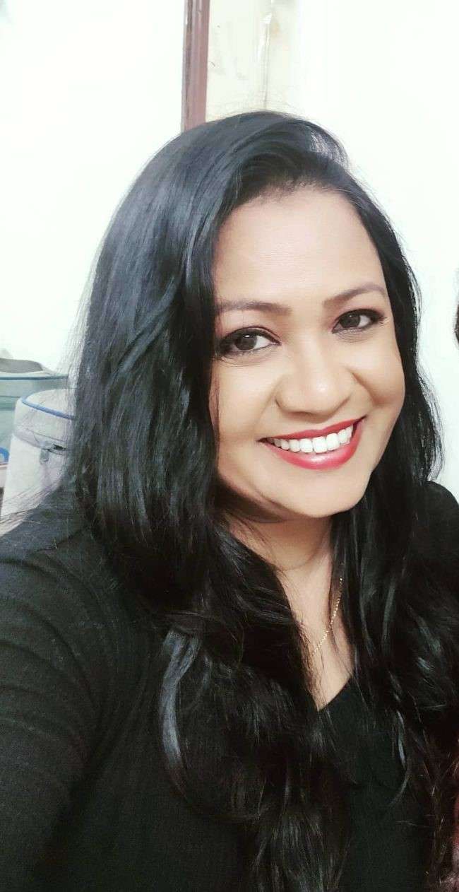 Jasmin Bhasin, Nivedita Basu to Dipna Patel, celebrities Instagram ...