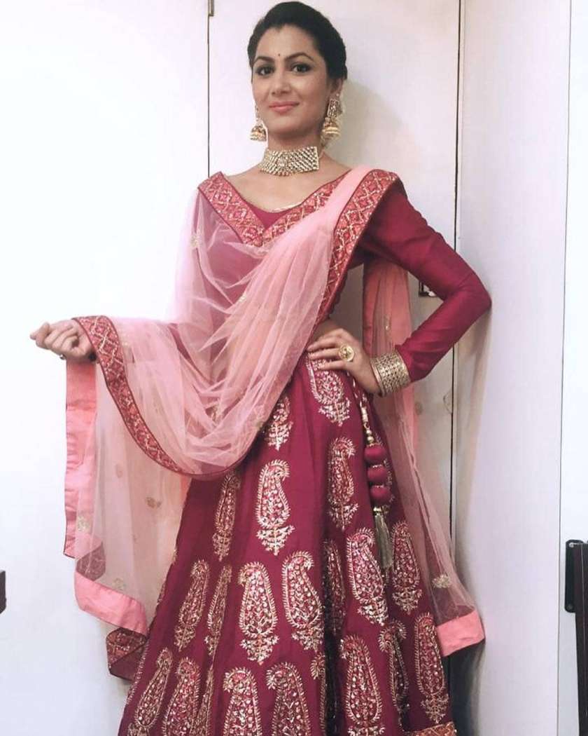 Rupali Ganguly to Sriti Jha, top 5 popular heroines on Indian TV right ...