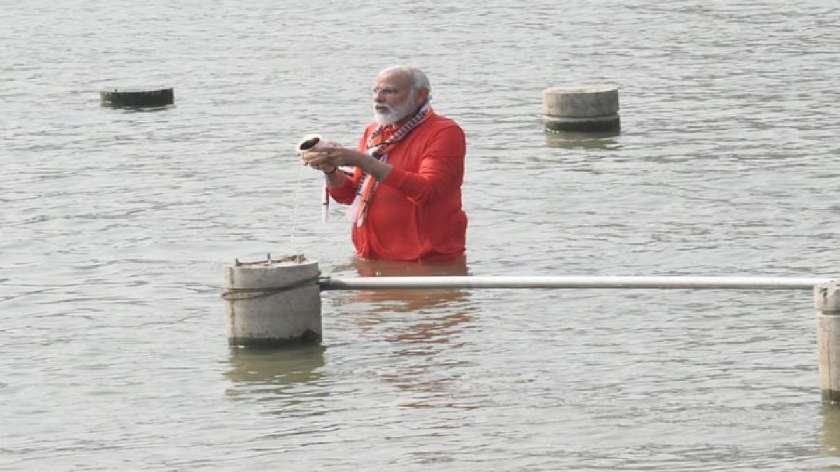 PM in Varanasi: Boat ride, Kashi Vishwanath Corridor launch, Ganga aarti | PICS