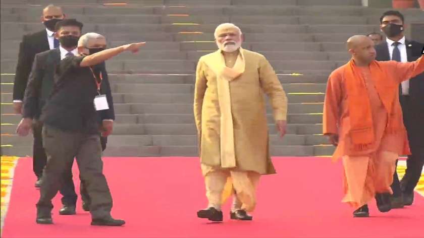 PM in Varanasi: Boat ride, Kashi Vishwanath Corridor launch, Ganga aarti | PICS