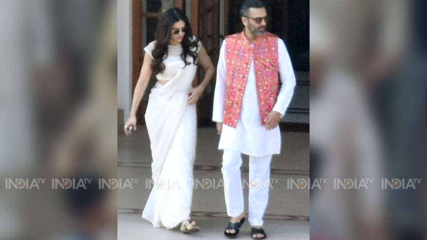 Inside Luv Ranjan Alisha Vaid wedding Ranbir Kapoor Shraddha Kapoor ...