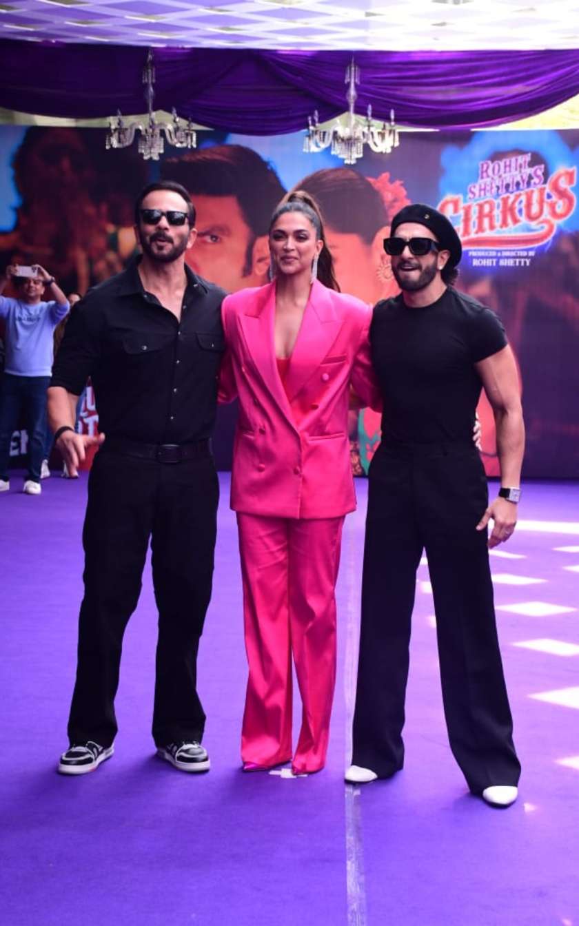 Ranveer Singh-Deepika Padukone hug, strike fun poses, groove at Cirkus ...