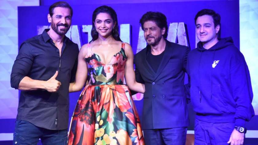 Pathaan: Shah Rukh Khan, Deepika Padukone, John Abraham set the mood right at press conference ...