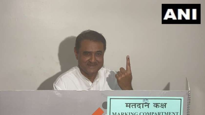 Lok Sabha Elections phase 1 polling: MK Stalin, Rajnikanth, Sadguru ...