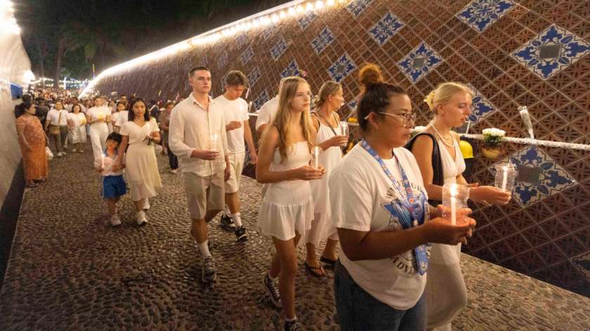 Tsunami completes 20 years, people remember loved ones they lost | See ...