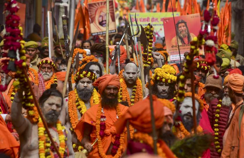 Prayagraj witnesses multitude of sadhus for Mahakumbh on Day 1 of 2025 ...