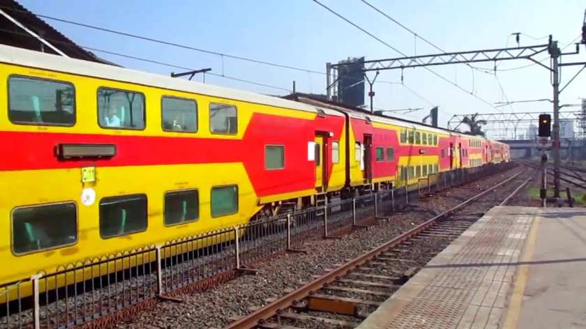 India's first double decker train