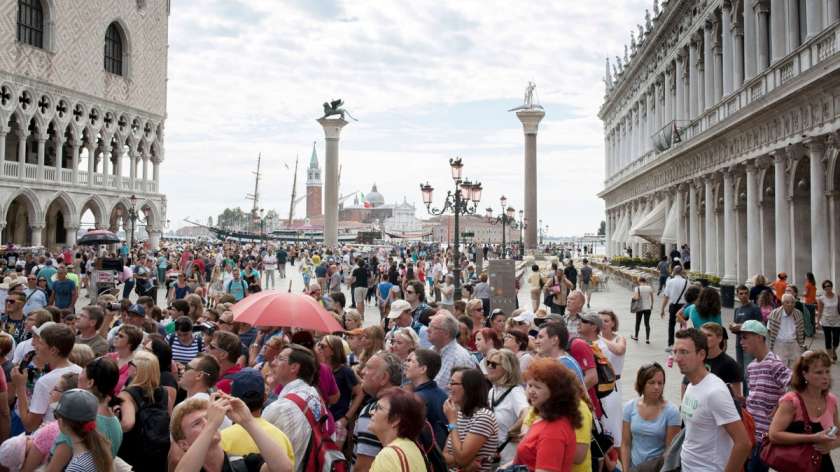 5 World's most overcrowded tourist destinations