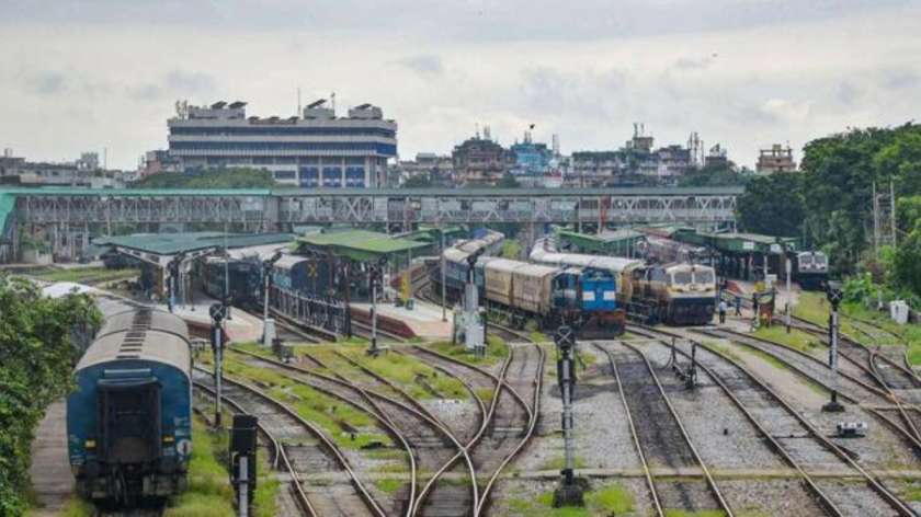 India is home to the world's longest railway platform, find out where it is