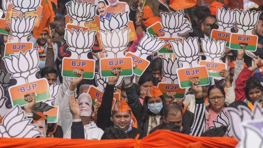 Dhol, dance and Modi magic: BJP celebrates big win in Delhi Assembly ...