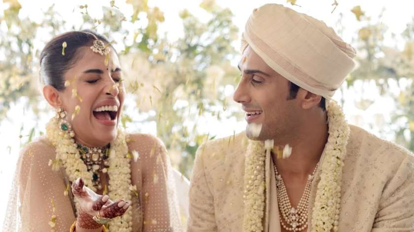 Prateik Babbar, Priya Banerjee tie knot in an intimate ceremony; share ...