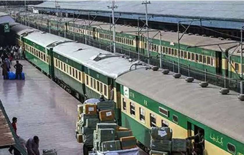 Can Pakistan's fastest train beat India's Vande Bharat? Know here