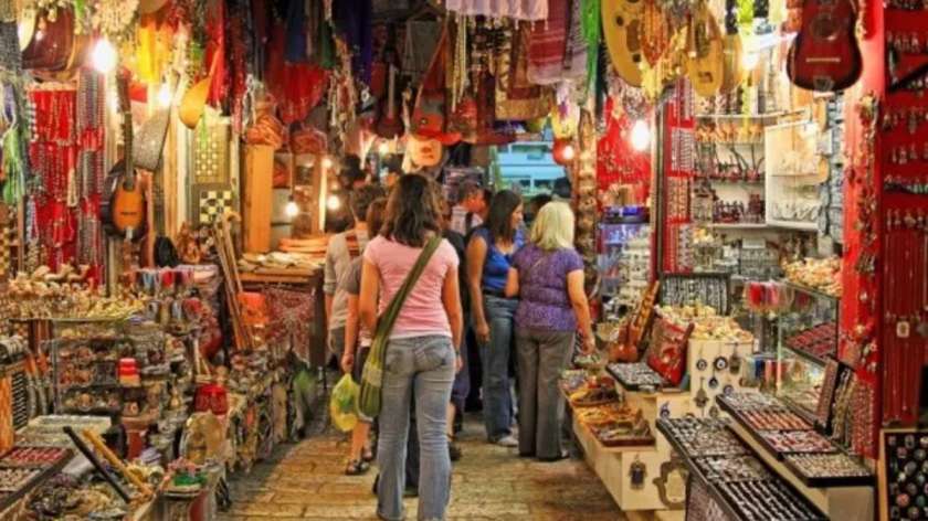 5 best markets in Mumbai for street shopping - India TV News