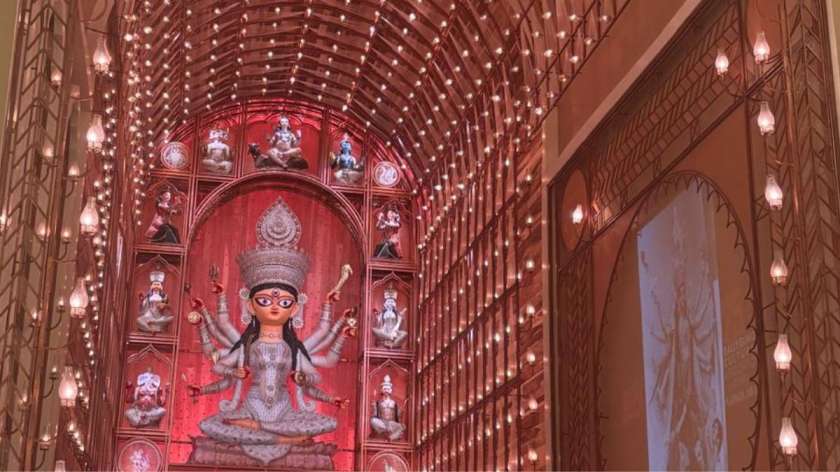 Durga Puja in Kolkata 2025: Stunning pandals and photos