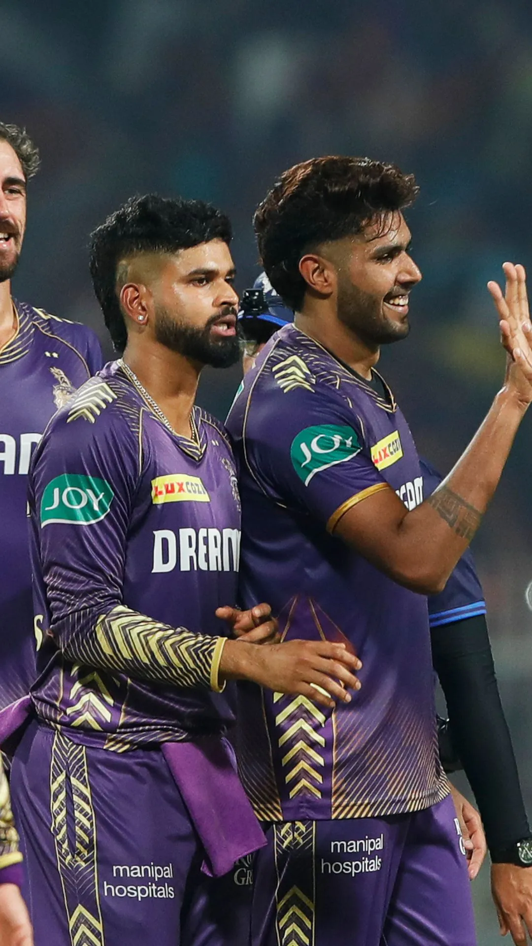 Top 7 wicket-takers of IPL 2024; feat 3 KKR bowlers