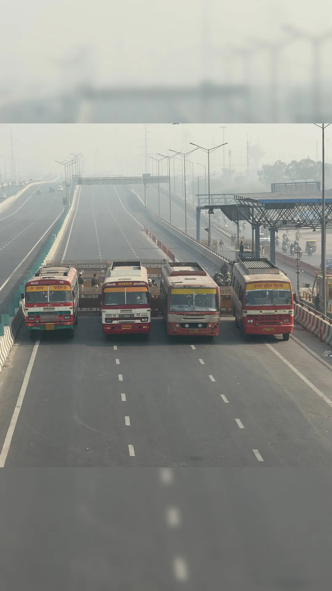 What is the full form of bus?