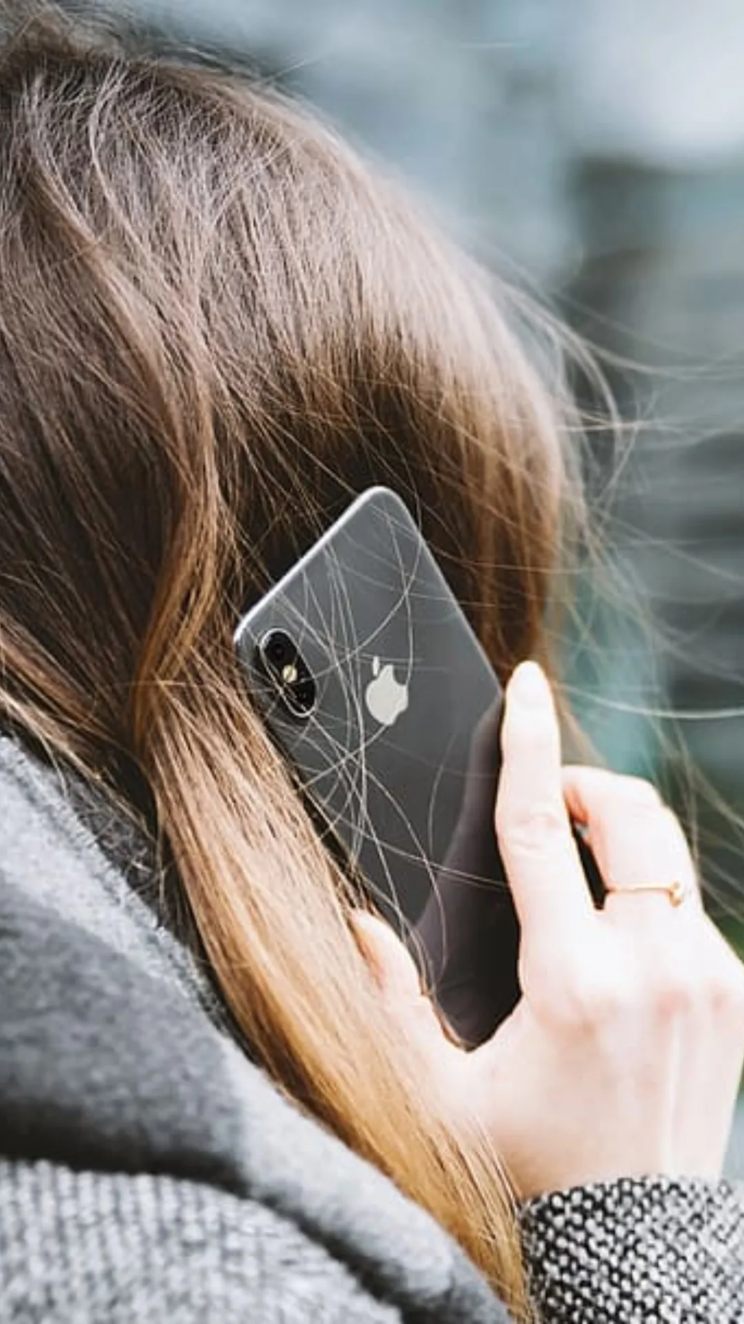 What is the full form of mobile?