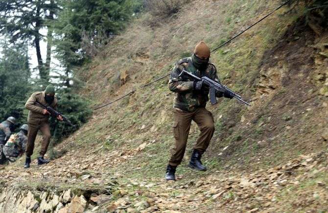 Militant killed in encounter with security forces in Kashmir's Kupwara ...