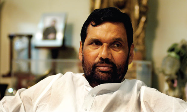 Paswan to sit on dharna tomorrow in support of toddy sellers | National ...