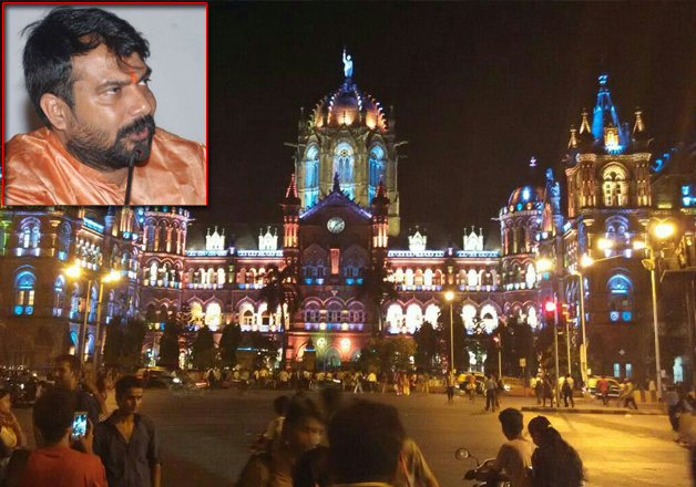 Shiv Sena MLA Hemant Patil holds up train demanding berth of his choice ...
