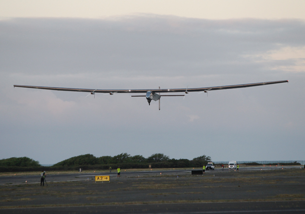 Solar Impulse completes 3-day flight over Pacific Ocean, reaches ...