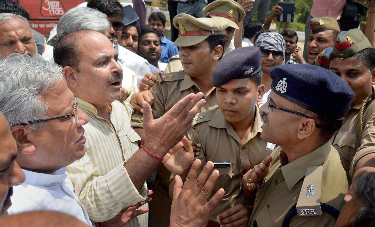 Mathura violence: DM, SSP shunted out, SC to hear plea on CBI probe ...
