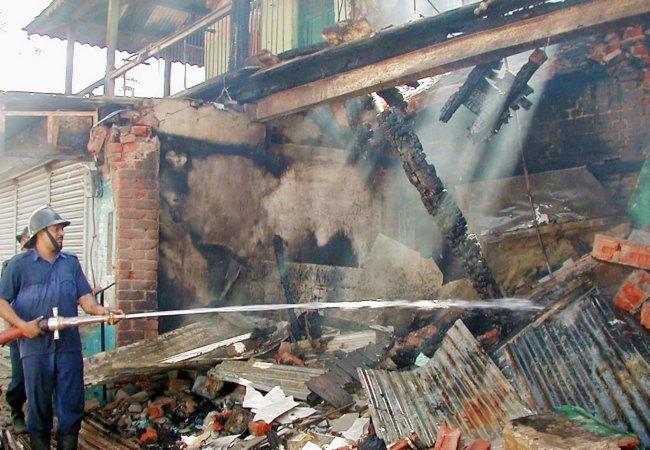 Gulbarg society massacre: Convict surrenders before SIT court | India ...
