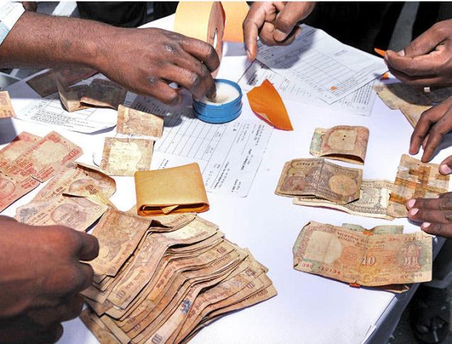 RBI directs banks to exchange upto 20 soiled currency notes free of ...