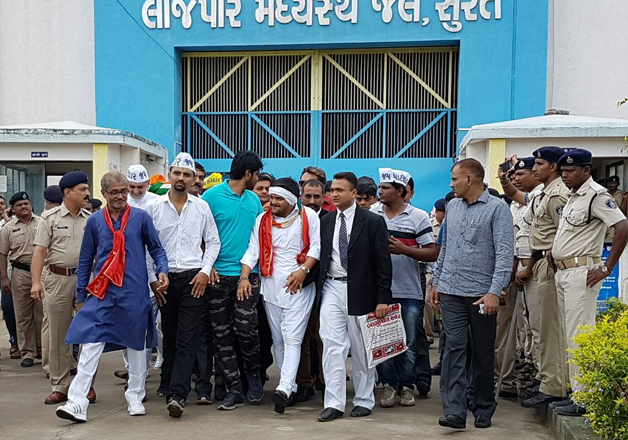 Hardik Patel released from Surat jail, gets heroic welcome | India ...