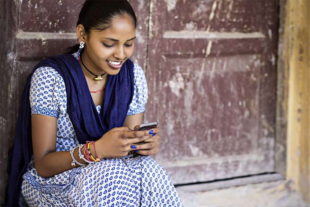 Mobile internet subscribers reach 34 cr, Airtel leads the chart | India ...
