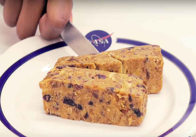Breakfast in space: NASA's food scientists develop snack bars for ...