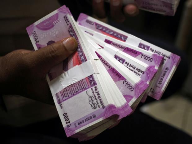 Rs 33 lakh cash in 2,000-rupee notes seized in Navi Mumbai, five held ...