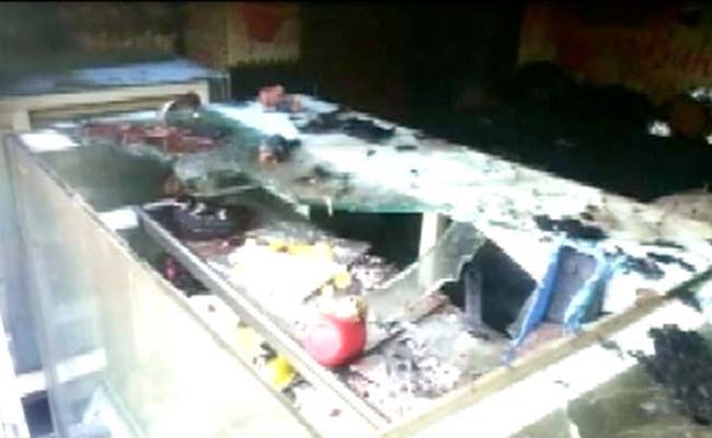 Six feared dead in Pune bakery blaze | India News – India TV