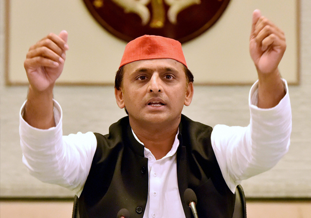 Akhilesh concedes defeat, backs Mayawati on EVM probe demand | National ...