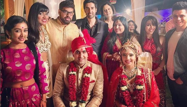 This TV actress ties the knot in lavish Bengali-Jaat marriage, see ...