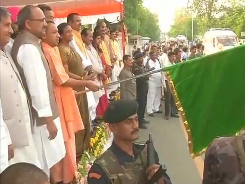 UP CM Yogi Adityanath launches ‘Advanced Life Support Ambulance ...