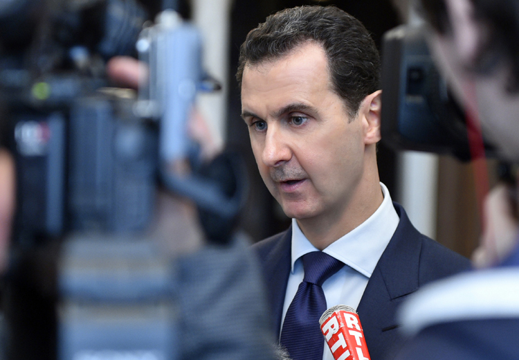 Warplanes strike Syrian town hit by chemical attack, 18 killed | World ...