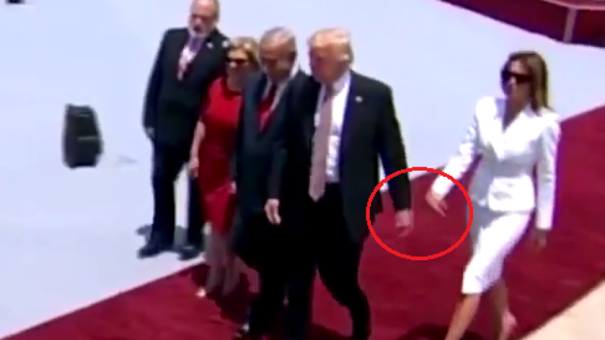 Melania slaps off Donald Trump's hand in Israel; Twitter in a tizzy ...