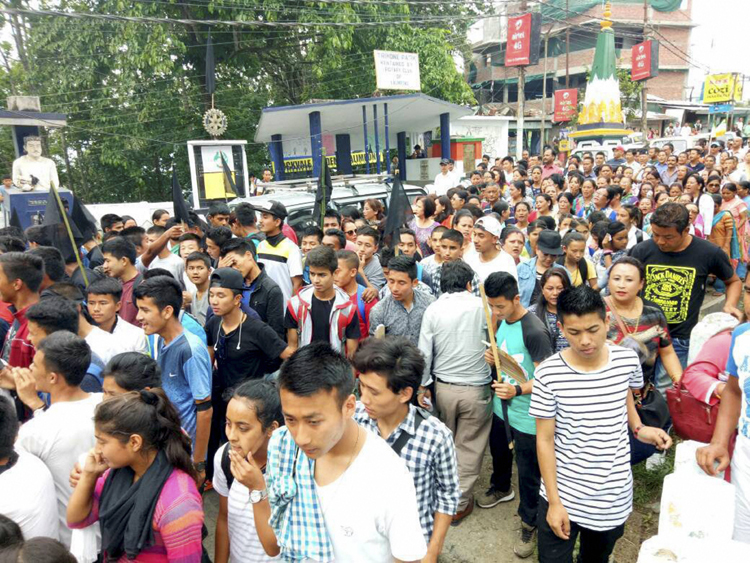 GJM renews demand for Gorkhaland, calls for indefinite shutdown of govt ...