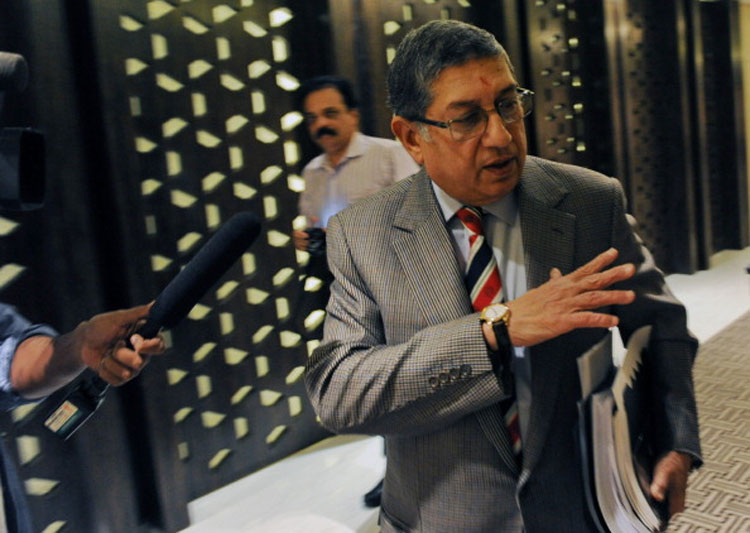 N Srinivasan loses cool at BCCI SGM, hits out at journalist | Cricket ...