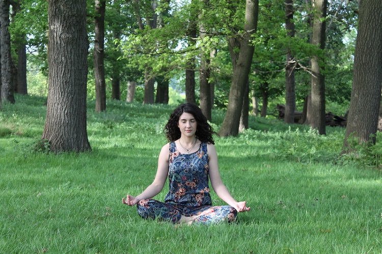 Feeling blue? New study shows Yoga can reduce symptoms of depression ...