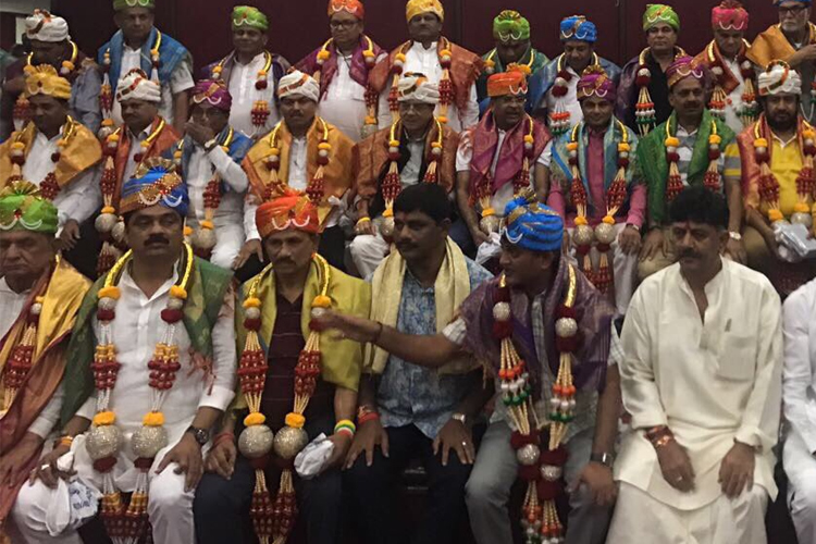 Gujarat RS polls: 44 Congress MLAs return from Bengaluru, taken to ...