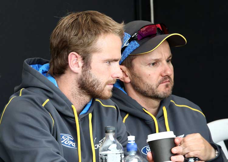 Adapt quickly or be ready for harsh lesson in India: New Zealand coach ...