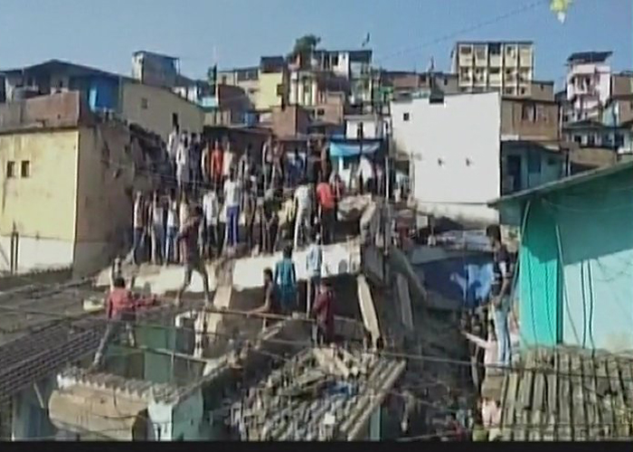 Thane building collapse: At least 1 dead, many feared trapped, rescue ...