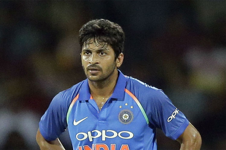 Cricketer Shardul Thakur's parents injured in road accident | Cricket ...